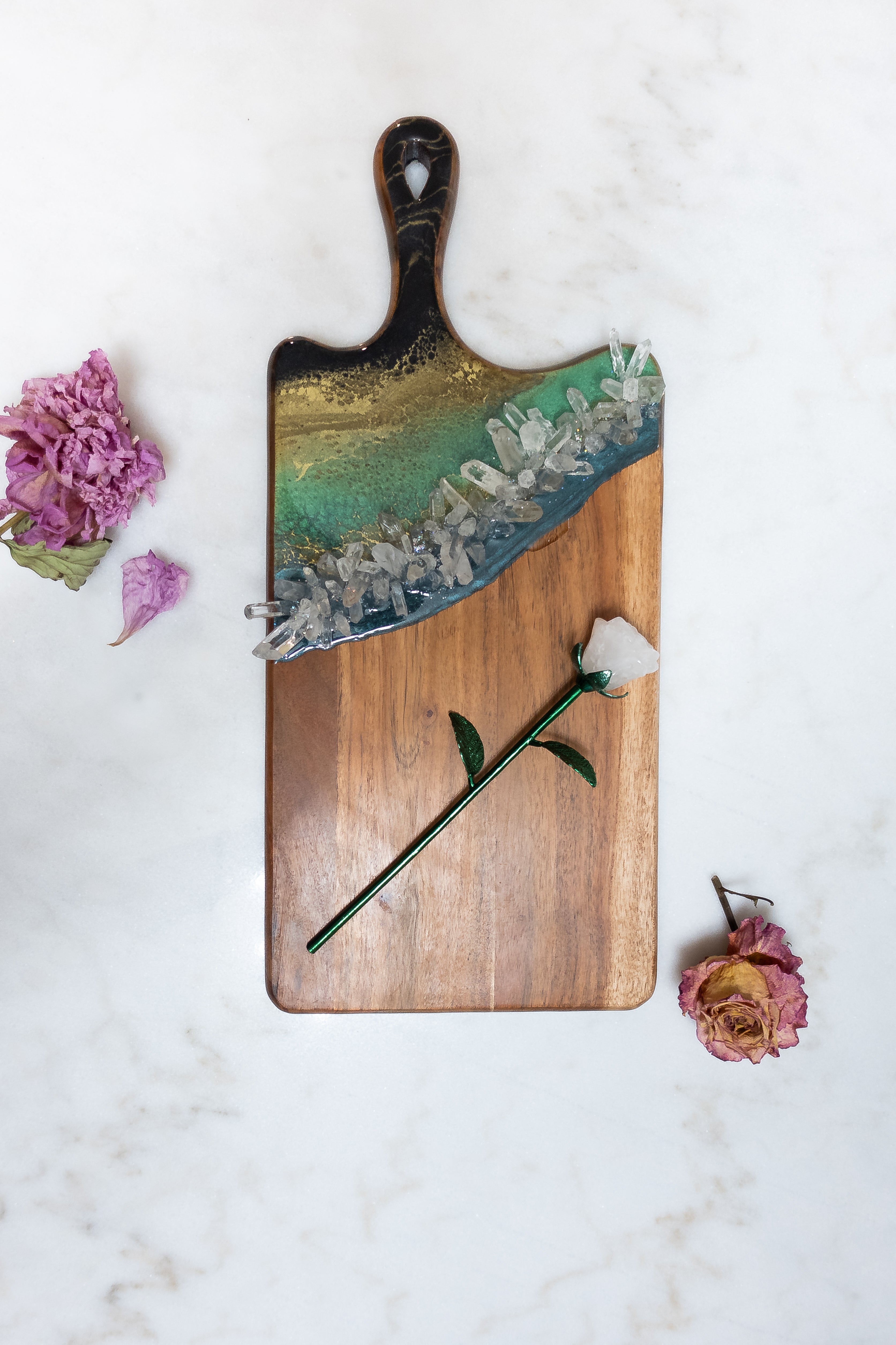 Quarts Point Board – Lace Point Resin